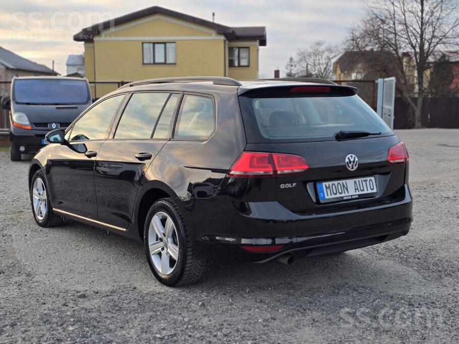 Black Volkswagen Golf 2015 in Liepaja, with an engine capacity of 1.60 L and mileage of 198 thousand km for 6490 €, photo 9 on AUTOMOTO.COM.LV