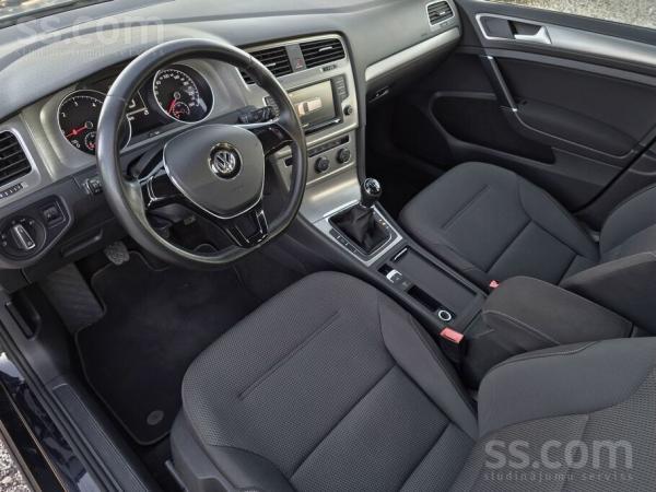 Black Volkswagen Golf 2015 in Liepaja, with an engine capacity of 1.60 L and mileage of 198 thousand km for 6490 €, photo 10 on AUTOMOTO.COM.LV