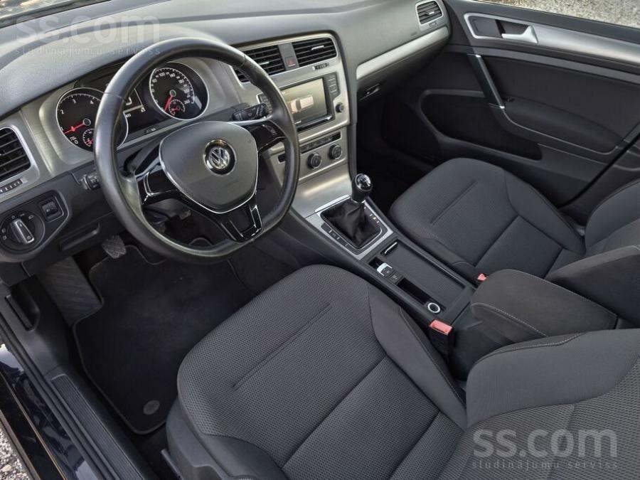 Black Volkswagen Golf 2015 in Liepaja, with an engine capacity of 1.60 L and mileage of 198 thousand km for 6490 €, photo 11 on AUTOMOTO.COM.LV