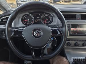 Black Volkswagen Golf 2015 in Liepaja, with an engine capacity of 1.60 L and mileage of 198 thousand km for 6490 €, photo 18 on AUTOMOTO.COM.LV