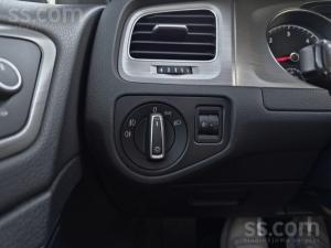 Black Volkswagen Golf 2015 in Liepaja, with an engine capacity of 1.60 L and mileage of 198 thousand km for 6490 €, photo 27 on AUTOMOTO.COM.LV