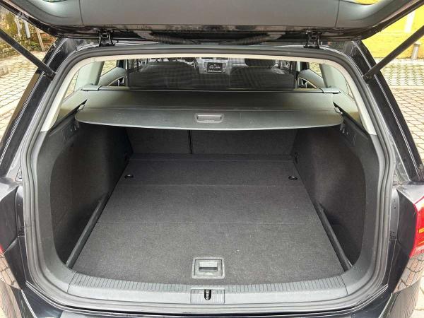 Melns Volkswagen Golf 2015 Klaipėda, ar dzinēja tilpumu 1.60 L un nobraukumu 209 tūkst. km par 6950 €, foto 9 vietnē AUTOMOTO.COM.LV