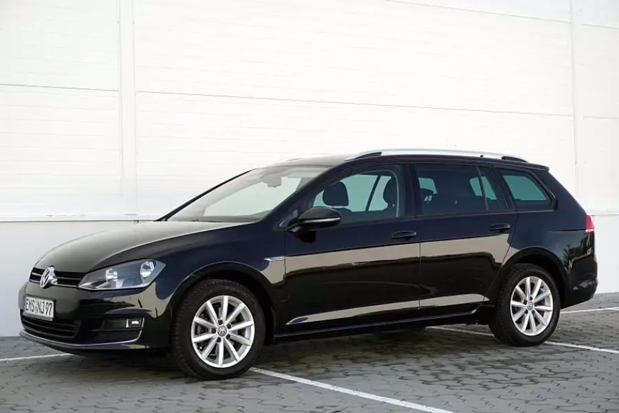 Melns Volkswagen Golf 2015 Rīga, ar dzinēja tilpumu 1.60 L un nobraukumu 188 tūkst. km par 8700 €, foto 5 vietnē AUTOMOTO.COM.LV