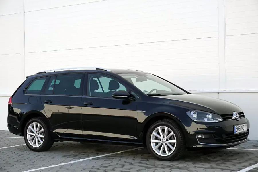 Melns Volkswagen Golf 2015 Rīga, ar dzinēja tilpumu 1.60 L un nobraukumu 188 tūkst. km par 8700 €, foto 10 vietnē AUTOMOTO.COM.LV