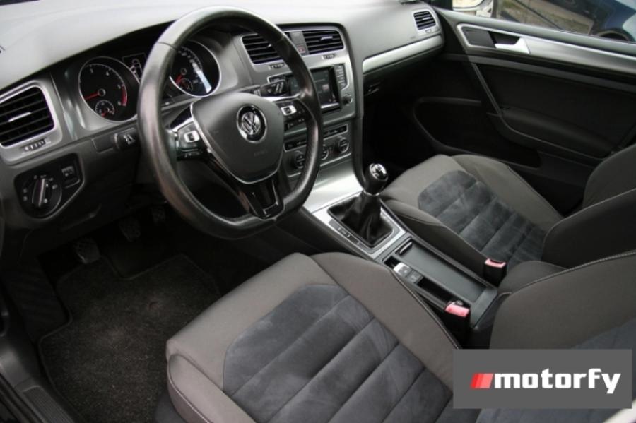 Melns Volkswagen Golf 2015 Rīga, ar dzinēja tilpumu 1.60 L un nobraukumu 216 tūkst. km par 8650 €, foto 5 vietnē AUTOMOTO.COM.LV