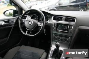 Melns Volkswagen Golf 2015 Rīga, ar dzinēja tilpumu 1.60 L un nobraukumu 216 tūkst. km par 8650 €, foto 9 vietnē AUTOMOTO.COM.LV