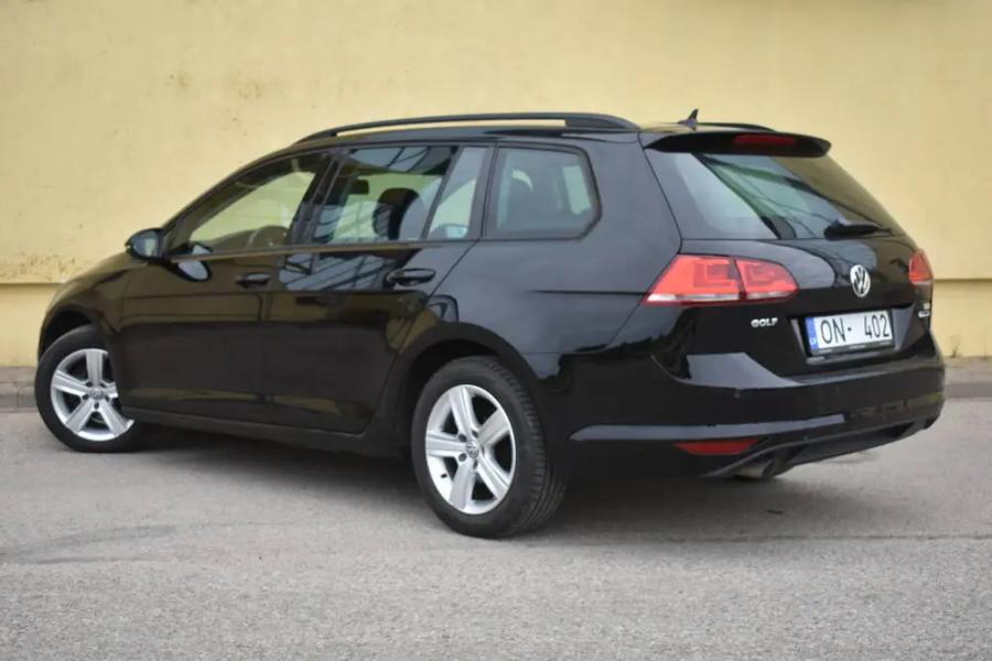 Melns Volkswagen Golf 2015 Talsi, ar dzinēja tilpumu 1.60 L un nobraukumu 328 tūkst. km par 5700 €, foto 3 vietnē AUTOMOTO.COM.LV