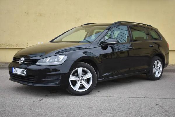Black Volkswagen Golf 2015 in Talsi, with an engine capacity of 1.60 L and mileage of 328 thousand km for 5700 €, photo 4 on AUTOMOTO.COM.LV
