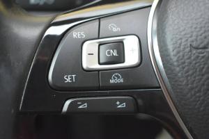Melns Volkswagen Golf 2015 Talsi, ar dzinēja tilpumu 1.60 L un nobraukumu 328 tūkst. km par 5700 €, foto 17 vietnē AUTOMOTO.COM.LV