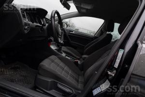 Black Volkswagen Golf 2015 in Riga, with an engine capacity of 1.60 L and mileage of 130 thousand km for 8500 €, photo 8 on AUTOMOTO.COM.LV