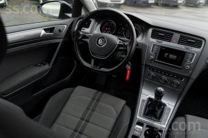 Black Volkswagen Golf 2015 in Riga, with an engine capacity of 1.60 L and mileage of 130 thousand km for 8500 €, photo 10 on AUTOMOTO.COM.LV