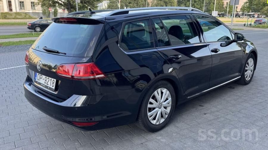 Melns Volkswagen Golf 2015 Rīga, ar dzinēja tilpumu 2.00 L un nobraukumu 337 tūkst. km par 5500 €, foto 4 vietnē AUTOMOTO.COM.LV