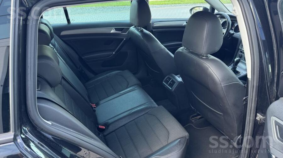 Melns Volkswagen Golf 2015 Rīga, ar dzinēja tilpumu 2.00 L un nobraukumu 337 tūkst. km par 5500 €, foto 10 vietnē AUTOMOTO.COM.LV