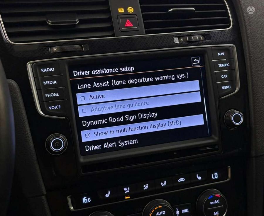 Black Volkswagen Golf 2015 in Marijampole, with an engine capacity of 1.97 L and mileage of 250 thousand km for 10950 €, photo 16 on AUTOMOTO.COM.LV