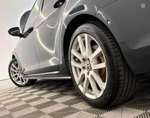 Black Volkswagen Golf 2015 in Marijampole, with an engine capacity of 1.97 L and mileage of 250 thousand km for 10950 €, photo 29 on AUTOMOTO.COM.LV