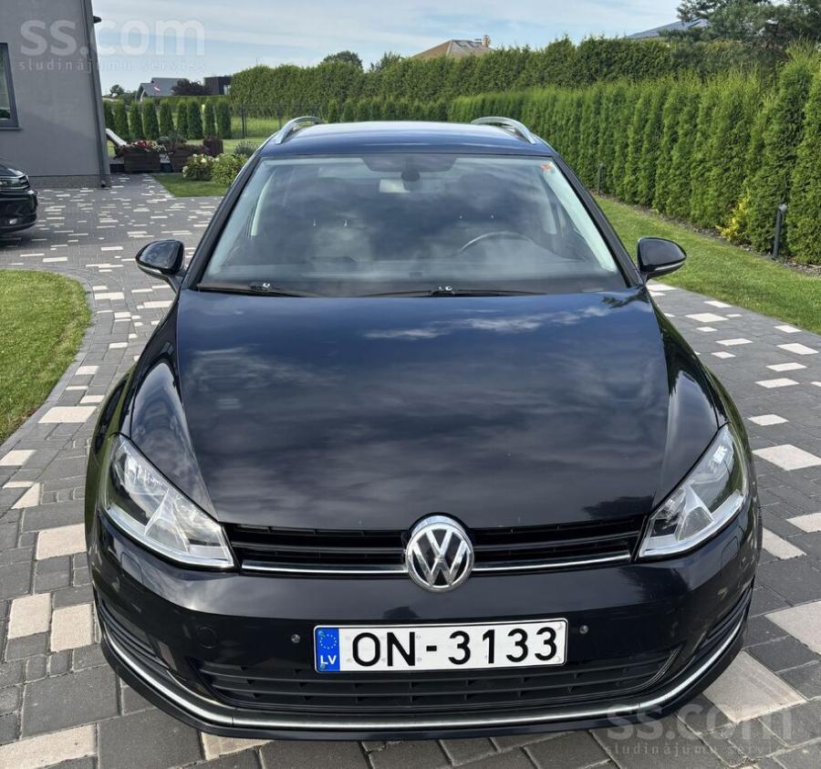 Black Volkswagen Golf 2015 in Riga, with an engine capacity of 2.00 L and mileage of 192 thousand km for 7950 €, photo 3 on AUTOMOTO.COM.LV