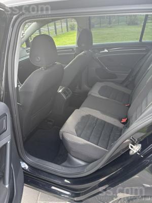 Black Volkswagen Golf 2015 in Riga, with an engine capacity of 2.00 L and mileage of 192 thousand km for 7950 €, photo 7 on AUTOMOTO.COM.LV