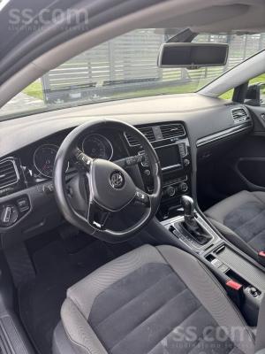 Black Volkswagen Golf 2015 in Riga, with an engine capacity of 2.00 L and mileage of 192 thousand km for 7950 €, photo 8 on AUTOMOTO.COM.LV