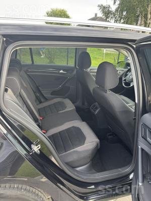 Black Volkswagen Golf 2015 in Riga, with an engine capacity of 2.00 L and mileage of 192 thousand km for 7950 €, photo 9 on AUTOMOTO.COM.LV