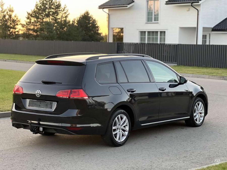 Melns Volkswagen Golf 2015 Mažeikiai, ar dzinēja tilpumu 1.60 L un nobraukumu 326 tūkst. km par 4999 €, foto 3 vietnē AUTOMOTO.COM.LV