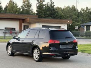 Black Volkswagen Golf 2015 in Mazeikiai, with an engine capacity of 1.60 L and mileage of 326 thousand km for 5500 €, photo 3 on AUTOMOTO.COM.LV