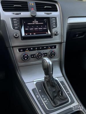 Black Volkswagen Golf 2015 in Mazeikiai, with an engine capacity of 1.60 L and mileage of 326 thousand km for 5500 €, photo 9 on AUTOMOTO.COM.LV