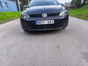 Black Volkswagen Golf 2015 in Kaunas, with an engine capacity of 1.60 L and mileage of 283 thousand km for 5190 €, photo 14 on AUTOMOTO.COM.LV