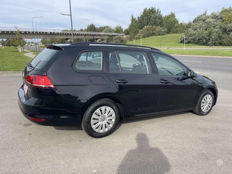Melns Volkswagen Golf 2015 Kauņa, ar dzinēja tilpumu 1.60 L un nobraukumu 235 tūkst. km par 5250 €, foto 17 vietnē AUTOMOTO.COM.LV