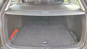 Black Volkswagen Golf 2015 in Daugavpils, with an engine capacity of 1.60 L and mileage of 244 thousand km for 6700 €, photo 11 on AUTOMOTO.COM.LV
