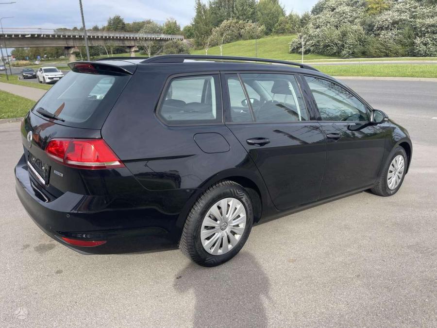Black Volkswagen Golf 2015 in Kaunas, with an engine capacity of 1.60 L and mileage of 235 thousand km for 5250 €, photo 16 on AUTOMOTO.COM.LV