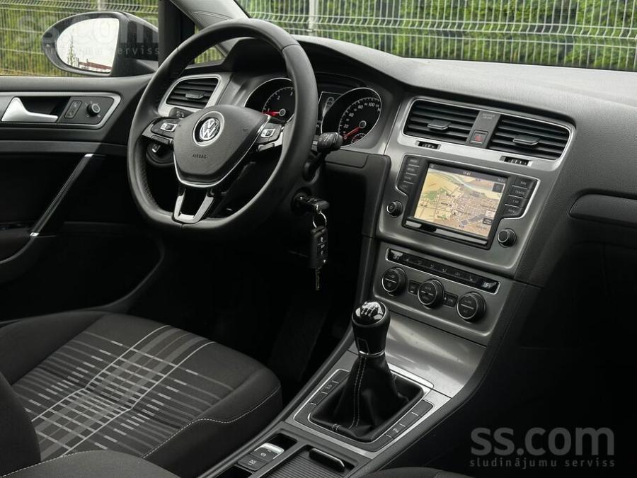 Melns Volkswagen Golf 2015 Jelgava, ar dzinēja tilpumu 2.00 L un nobraukumu 0 tūkst. km par 5990 €, foto 8 vietnē AUTOMOTO.COM.LV