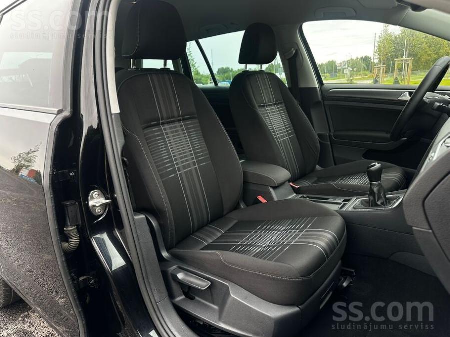 Melns Volkswagen Golf 2015 Jelgava, ar dzinēja tilpumu 2.00 L un nobraukumu 0 tūkst. km par 5990 €, foto 10 vietnē AUTOMOTO.COM.LV