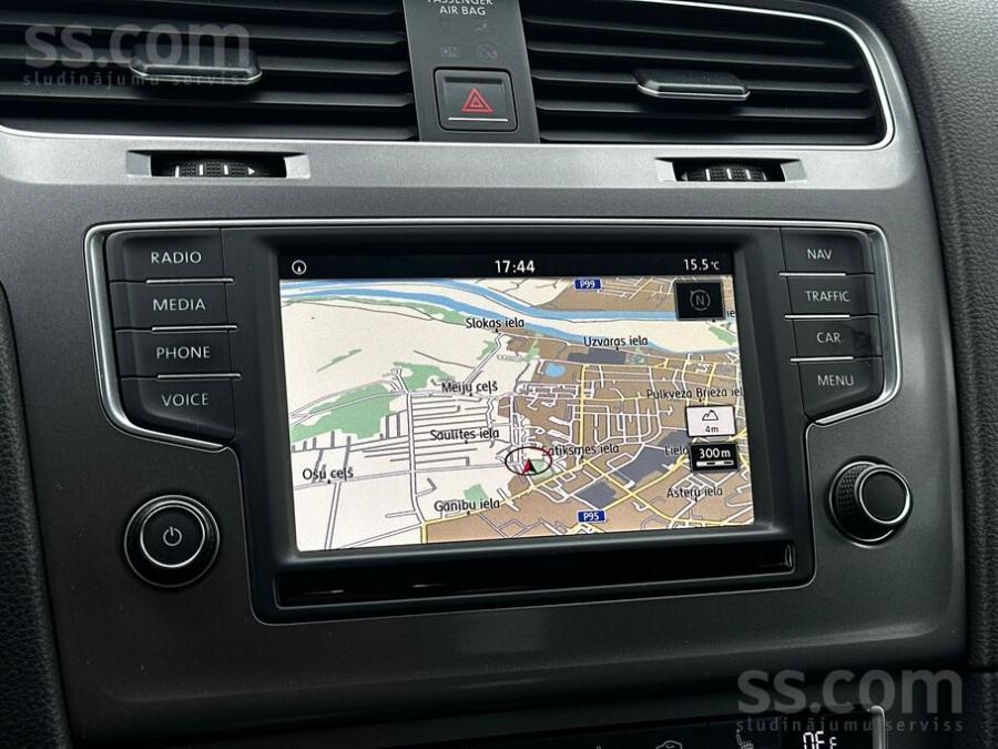 Melns Volkswagen Golf 2015 Jelgava, ar dzinēja tilpumu 2.00 L un nobraukumu 0 tūkst. km par 5990 €, foto 16 vietnē AUTOMOTO.COM.LV