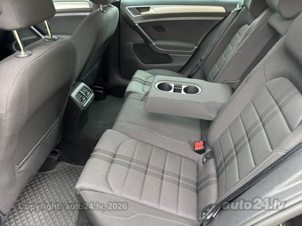 Black Volkswagen Golf 2015 in Tallinn, with an engine capacity of 1.40 L and mileage of 299 thousand km for 8500 €, photo 9 on AUTOMOTO.COM.LV