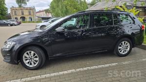 Black Volkswagen Golf 2016 in Riga, with an engine capacity of 1.60 L and mileage of 129 thousand km for 6600 €, photo 4 on AUTOMOTO.COM.LV