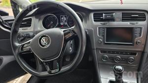 Black Volkswagen Golf 2016 in Riga, with an engine capacity of 1.60 L and mileage of 129 thousand km for 6600 €, photo 6 on AUTOMOTO.COM.LV