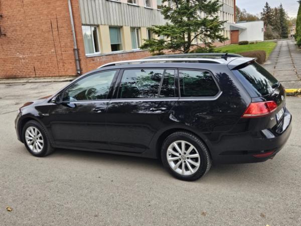 Black Volkswagen Golf 2016 in Jekabpils, with an engine capacity of 1.60 L and mileage of 304 thousand km for 6590 €, photo 11 on AUTOMOTO.COM.LV