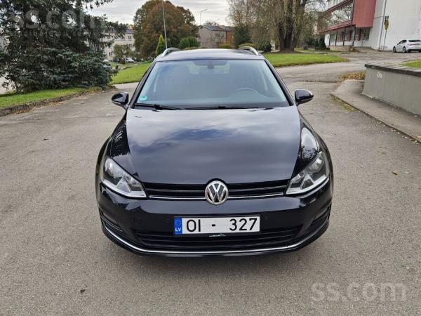 Black Volkswagen Golf 2016 in Jekabpils, with an engine capacity of 1.60 L and mileage of 304 thousand km for 6590 €, photo 3 on AUTOMOTO.COM.LV