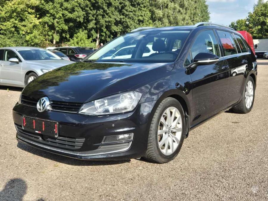 Black Volkswagen Golf 2016 in Vilnius, with an engine capacity of 1.97 L and mileage of 319 thousand km for 6900 €, photo 1 on AUTOMOTO.COM.LV