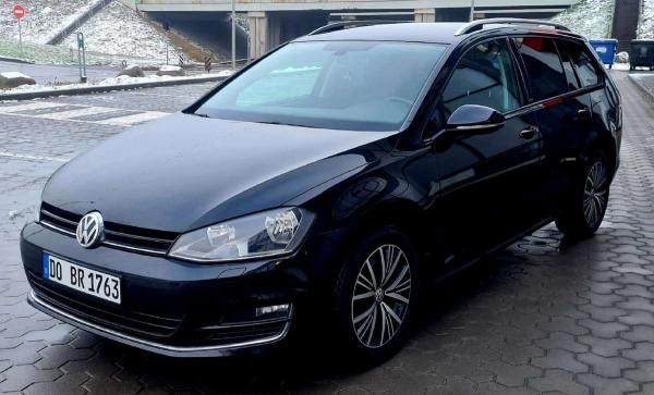 Black Volkswagen Golf 2016 in Vilnius, with an engine capacity of 1.60 L and mileage of 260 thousand km for 7199 €, photo 5 on AUTOMOTO.COM.LV
