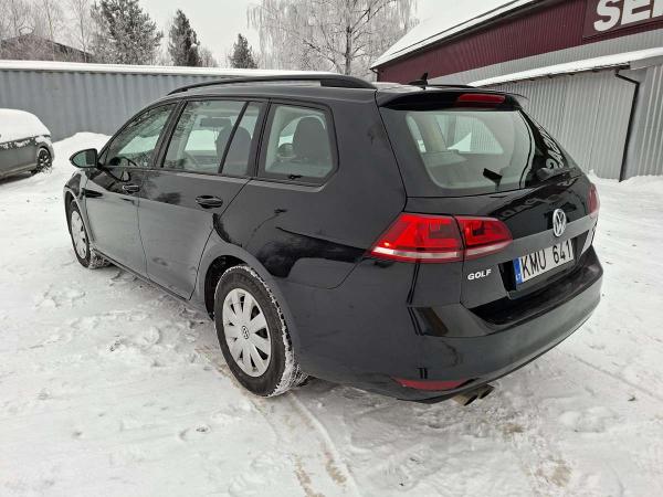 Black Volkswagen Golf 2016 in Panevezys, with an engine capacity of 1.80 L and mileage of 198 thousand km for 5700 €, photo 2 on AUTOMOTO.COM.LV