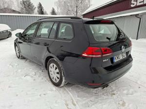 Melns Volkswagen Golf 2016 Panevēža, ar dzinēja tilpumu 1.80 L un nobraukumu 198 tūkst. km par 5700 €, foto 2 vietnē AUTOMOTO.COM.LV