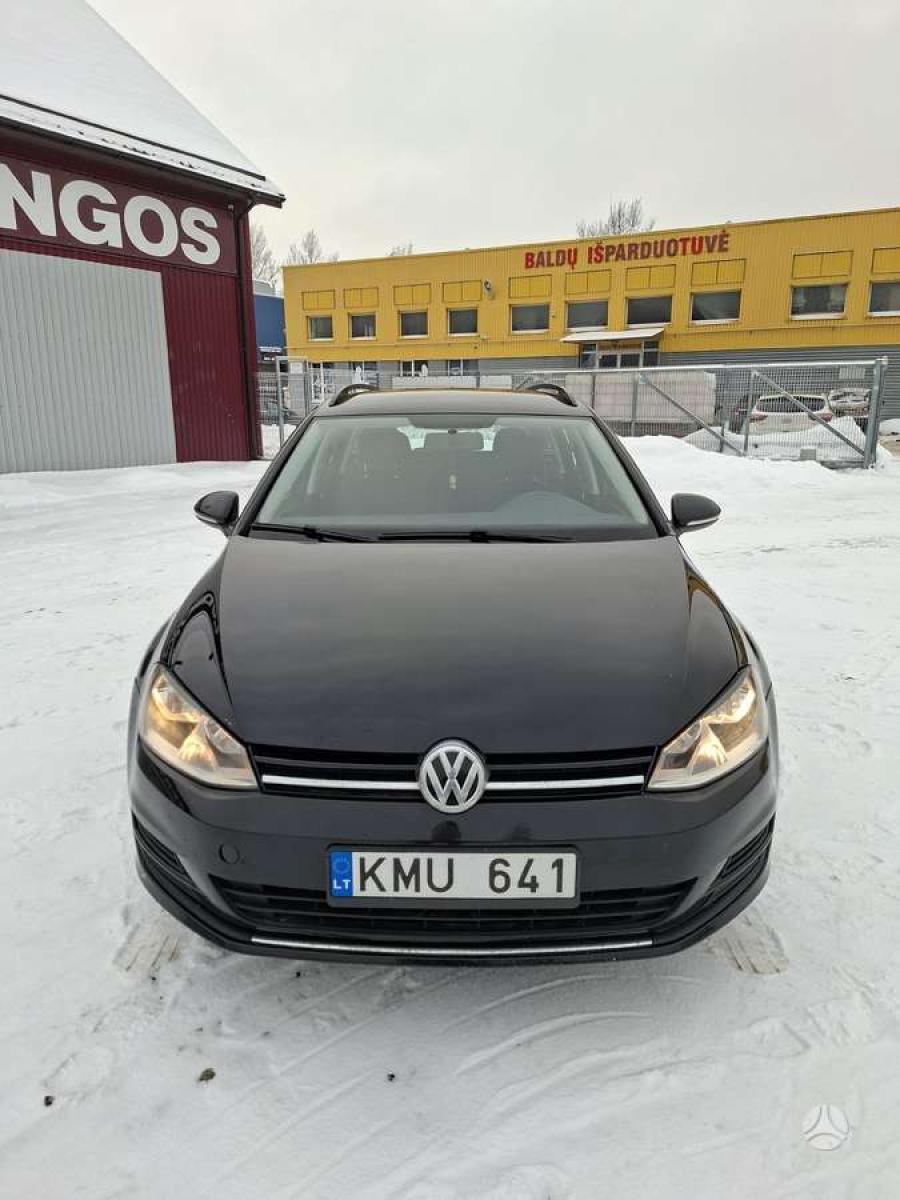 Melns Volkswagen Golf 2016 Panevēža, ar dzinēja tilpumu 1.80 L un nobraukumu 198 tūkst. km par 5700 €, foto 5 vietnē AUTOMOTO.COM.LV