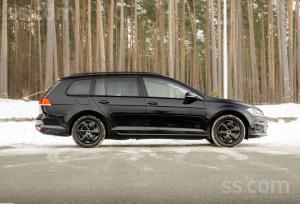 Black Volkswagen Golf 2016 in Riga, with an engine capacity of 1.60 L and mileage of 192 thousand km for 8990 €, photo 9 on AUTOMOTO.COM.LV