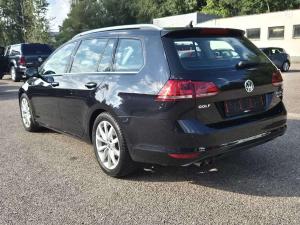 Black Volkswagen Golf 2016 in Vilnius, with an engine capacity of 1.97 L and mileage of 319 thousand km for 6900 €, photo 5 on AUTOMOTO.COM.LV