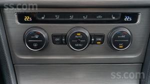 Black Volkswagen Golf 2016 in Riga, with an engine capacity of 1.60 L and mileage of 192 thousand km for 7290 €, photo 18 on AUTOMOTO.COM.LV