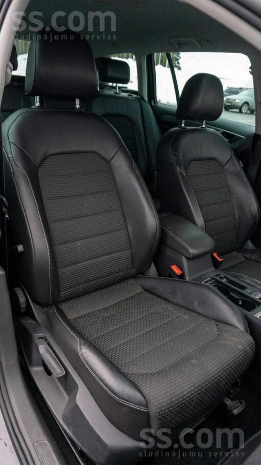 Black Volkswagen Golf 2016 in Riga, with an engine capacity of 1.60 L and mileage of 192 thousand km for 7290 €, photo 27 on AUTOMOTO.COM.LV