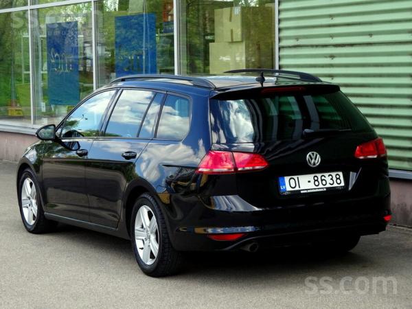 Black Volkswagen Golf 2016 in Riga, with an engine capacity of 1.60 L and mileage of 256 thousand km for 7200 €, photo 4 on AUTOMOTO.COM.LV