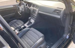 Black Volkswagen Golf 2016 in Ukmerge, with an engine capacity of 1.60 L and mileage of 248 thousand km for 4200 €, photo 8 on AUTOMOTO.COM.LV