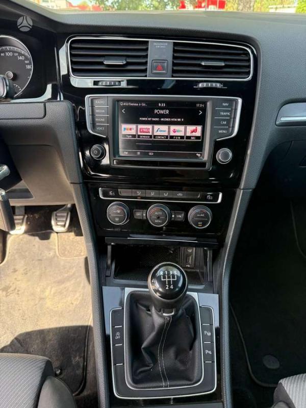 Melns Volkswagen Golf 2016 Tauragė, ar dzinēja tilpumu 1.60 L un nobraukumu 238 tūkst. km par 4999 €, foto 9 vietnē AUTOMOTO.COM.LV